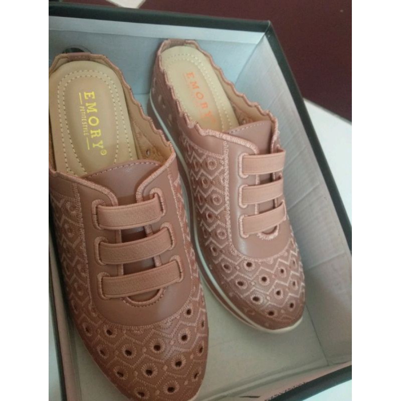 Jual Sepatu Sendal murah wanita Emory edisi Terbaru ,Terkini | Shopee ...