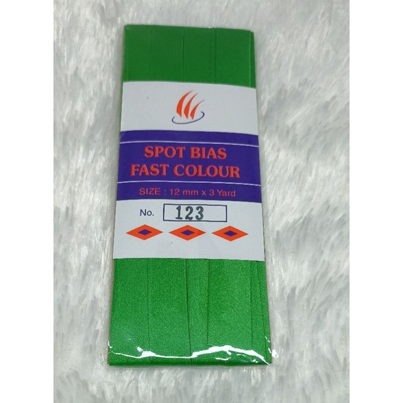 Jual BISBAN SATIN POLOS / SATIN BIAS TAPE ( ISI:3 YARD ) | Shopee Indonesia