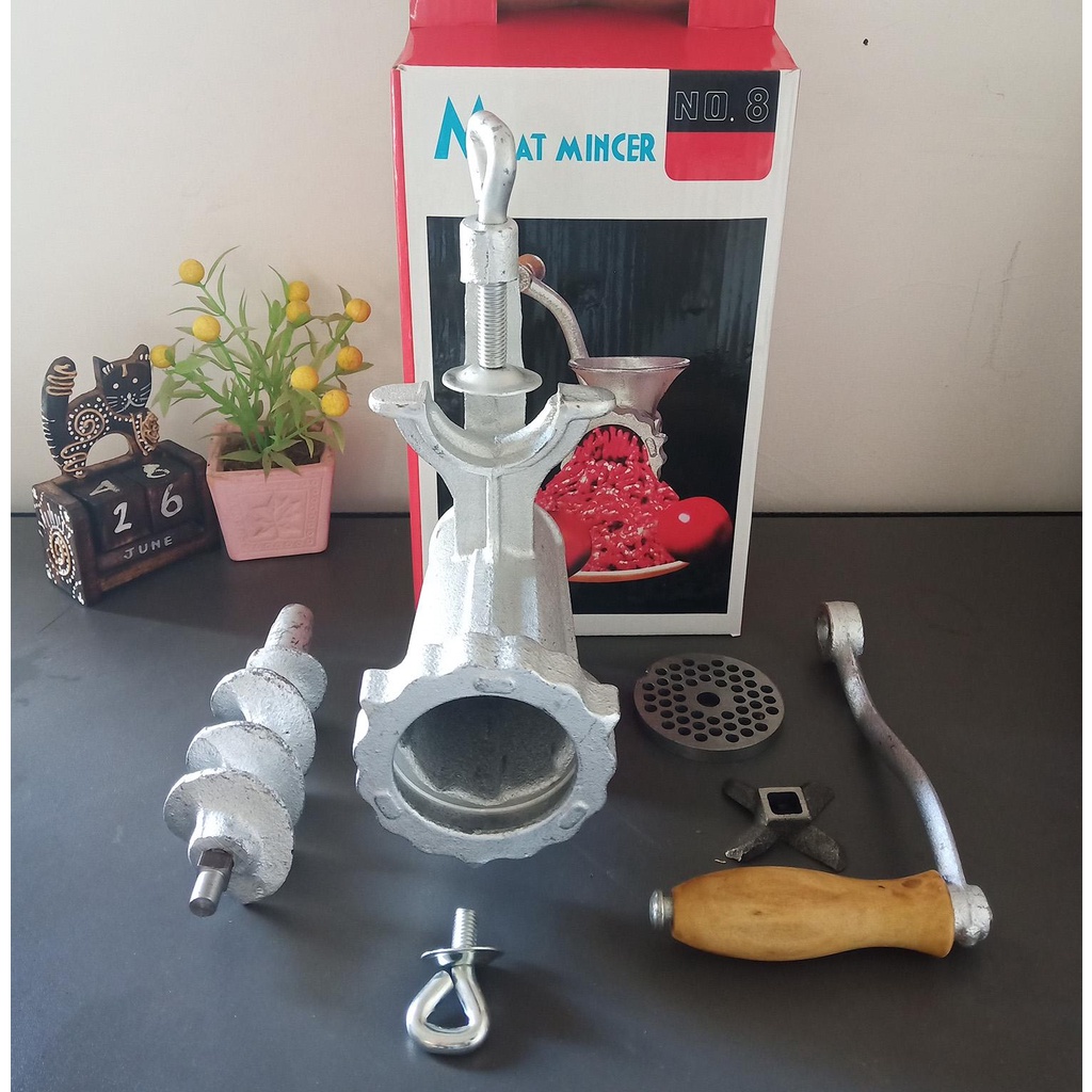 Jual PENGGILING DAGING BESI - MEAT MINCER NO 8 REAL PICT JS | Shopee ...