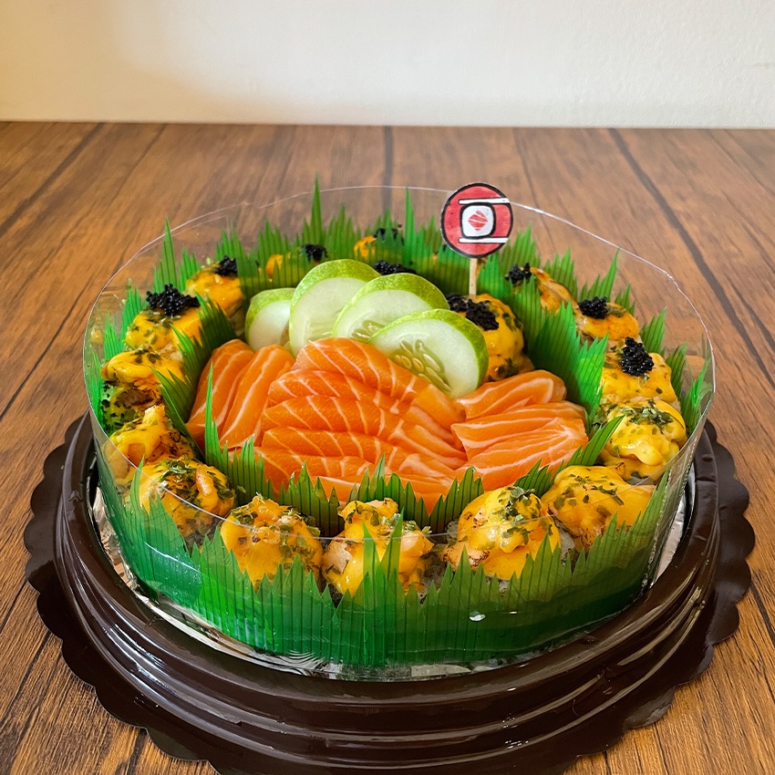 Jual Fure Sushi -Botan Cake| Kue Ulang tahun|cake|sushi|Birthday Cake ...
