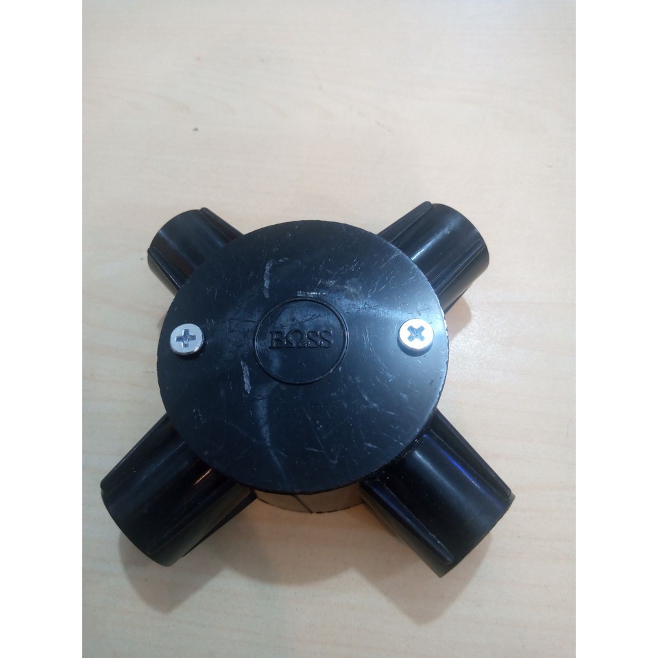 Jual X DUS TEE DUS CABANG 4 BOSS 20MM X DOS XDOS XDUS HITAM SAMBUNGAN ...