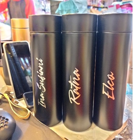 Jual Etalase tumbler custom sablon/grafir/laser UV/sablon payung ...