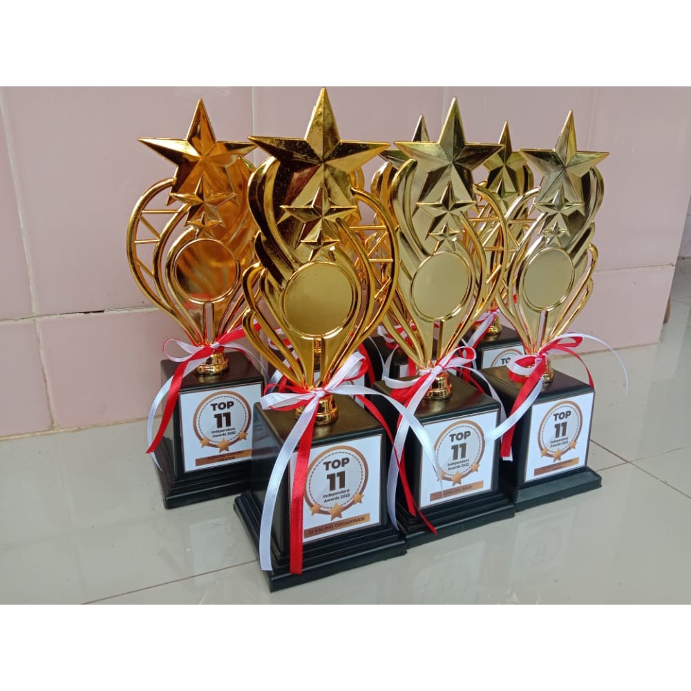 Jual Piala Set Kemerdekaan Juara 1 2 3 Trophy Free Desain Stiker Pita ...