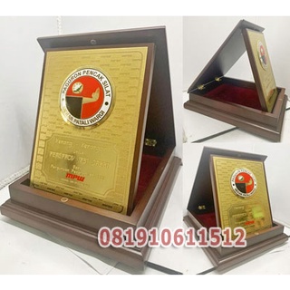 Jual PLAKAT KAYU BOX / PLAT KUNINGAN / PLAT GRAFO / VANDEL BOX KAYU ...