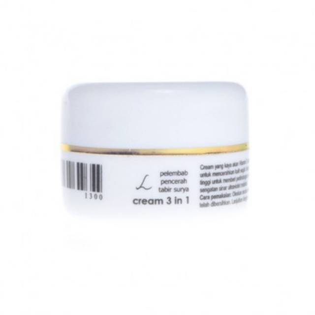 Jual Larissa Cream 3 in 1 (Moisturizing-Brightening-Sunscreen) | Shopee ...