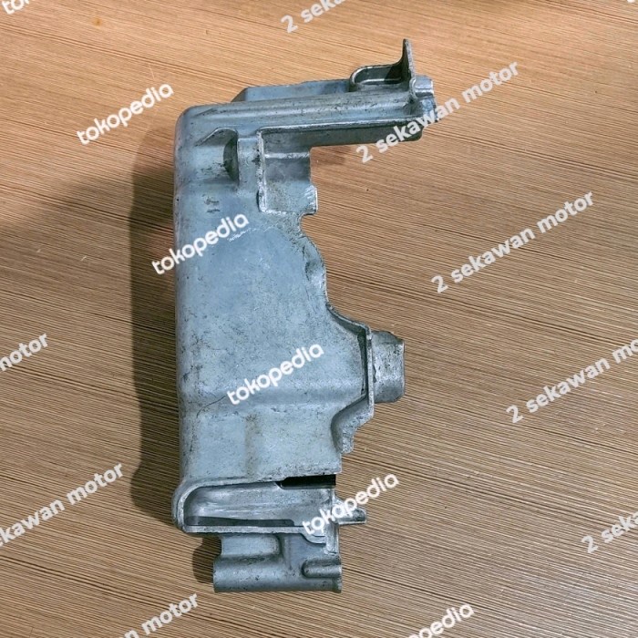 Jual ( Sparepart bekas ) Cover bawah transmisi gearbox matic honda jazz ...