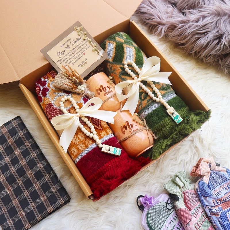 Jual KADO BOX PERNIKAHAN / GIFT BOX PERNIKAHAN / WEDDING HAMPERS ...