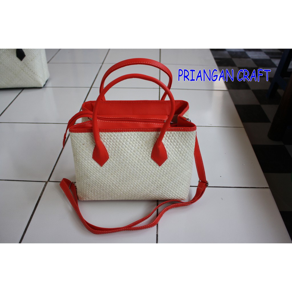 Jual Tas Anyaman Pandan Model Webe Kecil | Shopee Indonesia