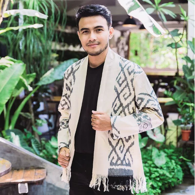 Jual baju tenun pria - kimono tenun pria - atasan tenun terbaru ...