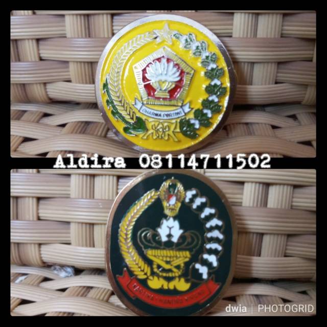 Jual Lencana Persit dan lencana Dharma Pertiwi . Sesuai standar mupus 2023 | Shopee Indonesia