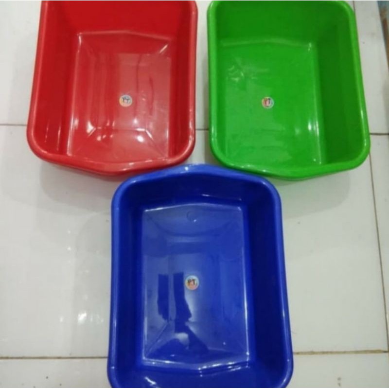 Jual Bak Pasir Plastik / Baskom Kotak Warna / Bak Segi Warna DX 303 ...