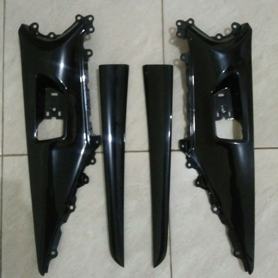 Jual panel door trim black piano innova reborn type venturer original ...