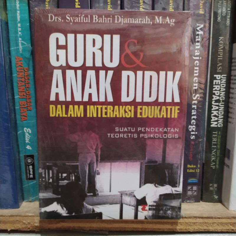 Jual Guru dan anak didik dalam interaksi didik suatu pendekatan ...