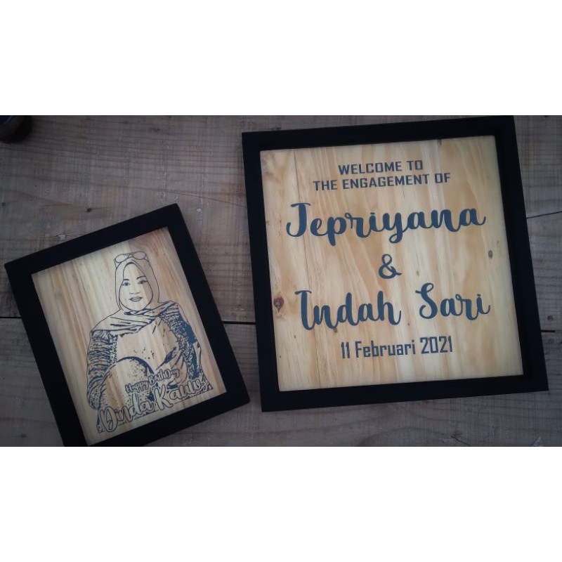 Jual Bingkai Kayu Hadiah kado wedding kado wisuda / pajangan dinding ...