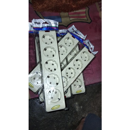 Jual terminal Kuningan 5 lubang | Shopee Indonesia