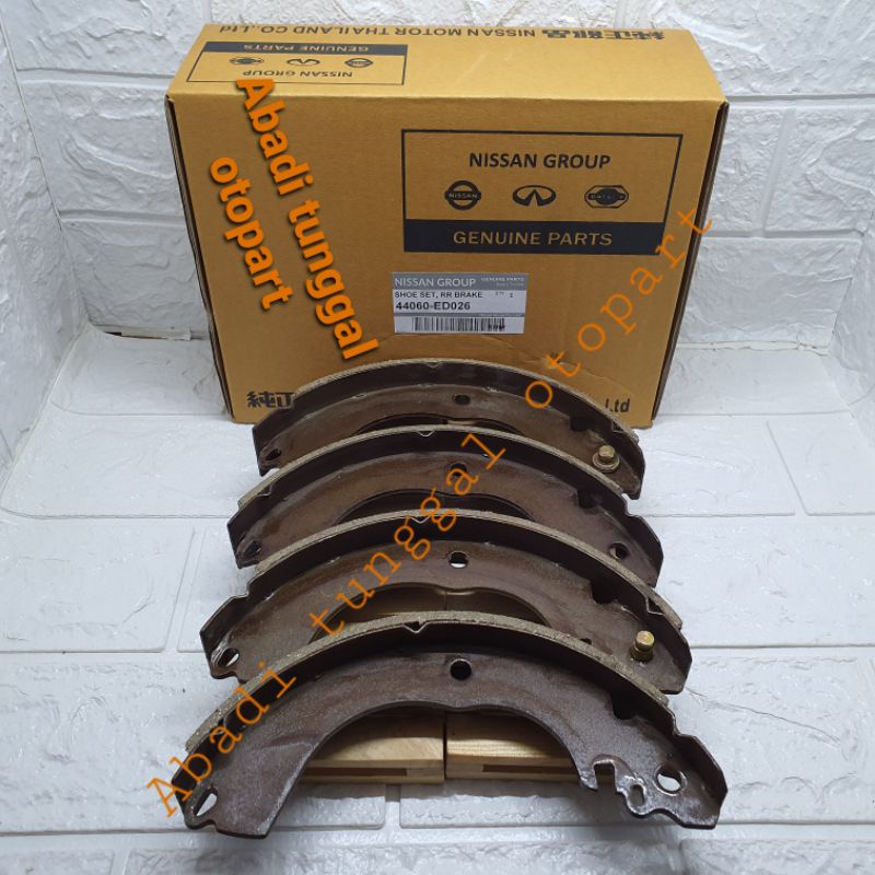 Jual kampas rem belakang brake shoe Nissan livina X gear | Shopee Indonesia