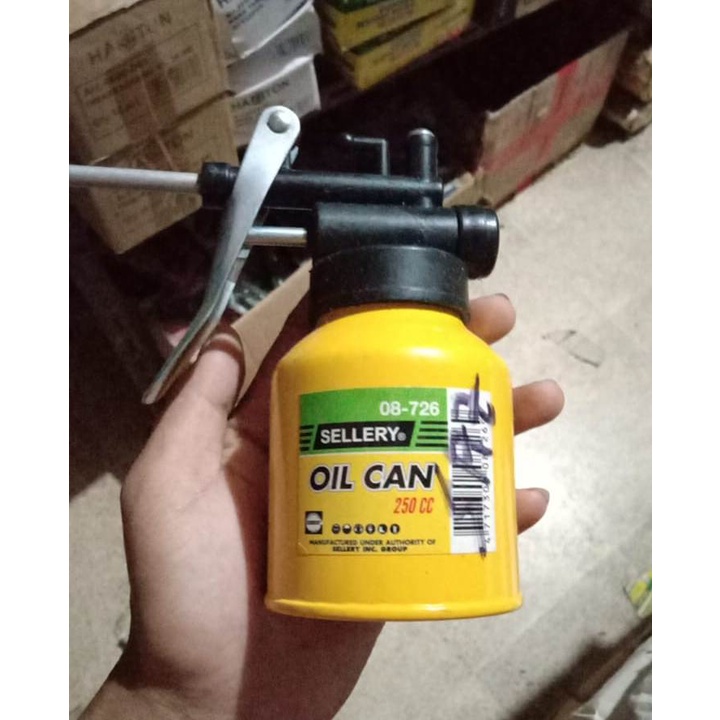 Jual Botol Semprot Oli Kaleng Semprot Oli 250cc Oil Can Sellery ...