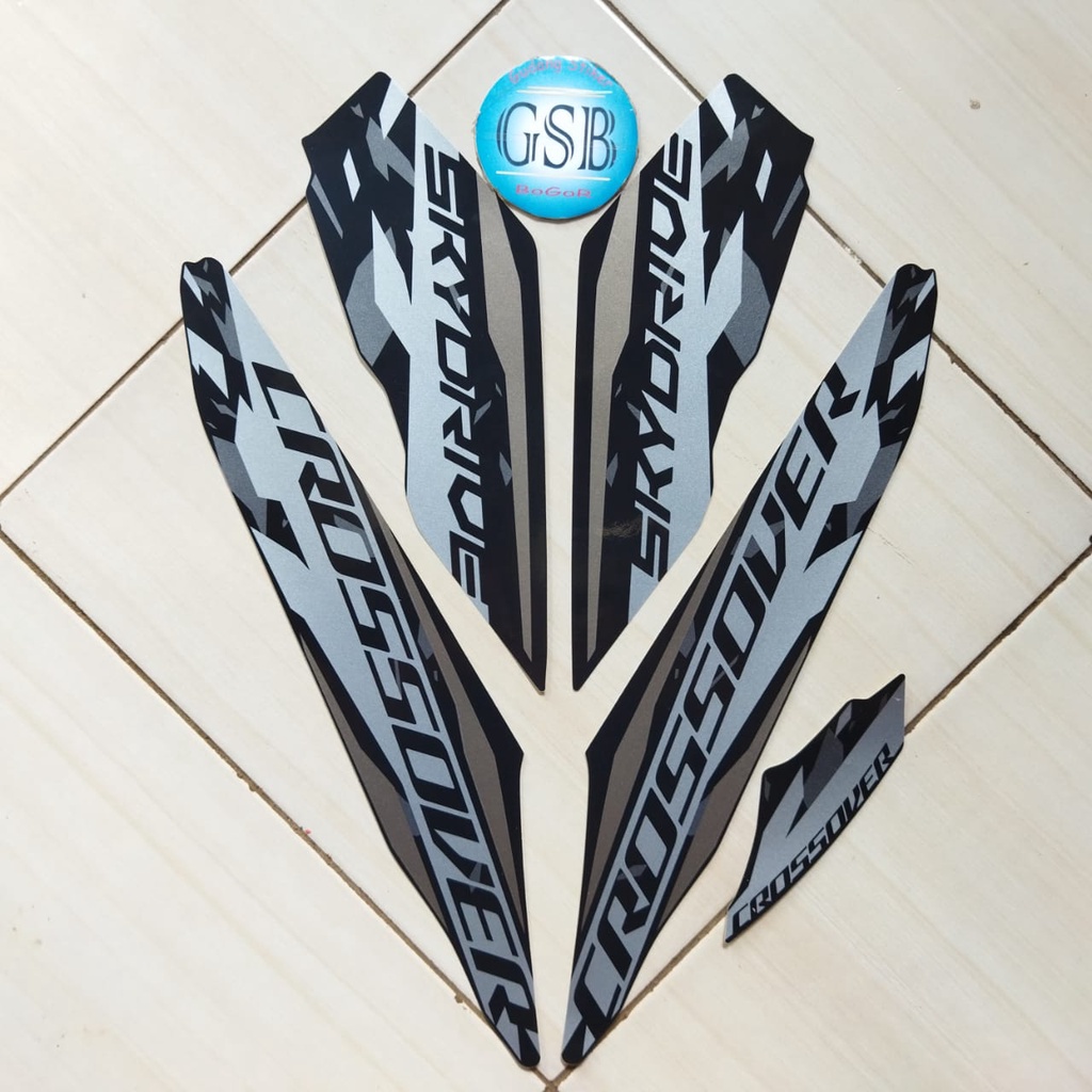 Jual sticker striping motor skydrive crossover 115 2021 full hitam ...