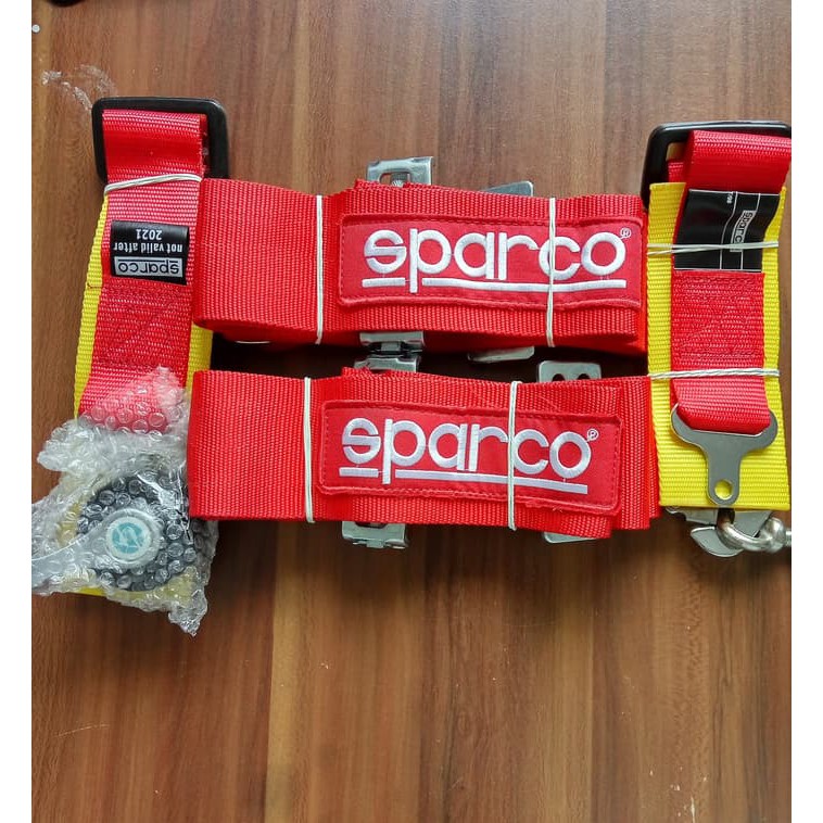 Jual Seatbelt QR 4 Titik Merah - Seat Belt Red Racing -safetybelt ...