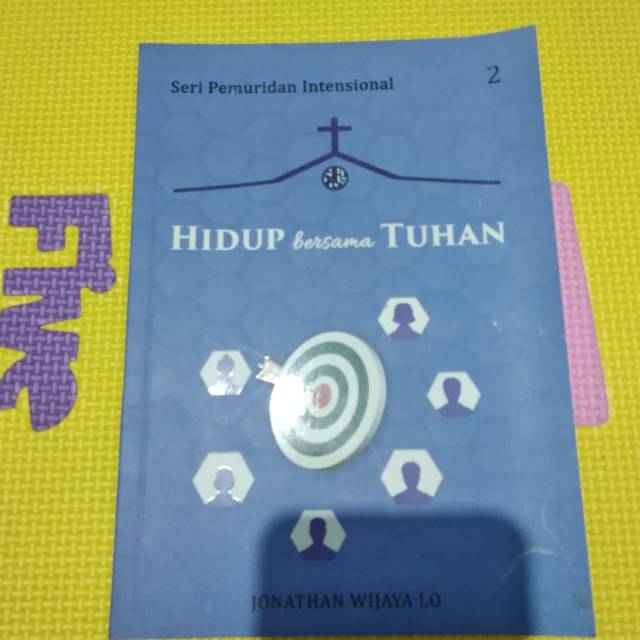 Jual Buku original - hidup bersama tuhan oleh jonathan wijaya lo ...