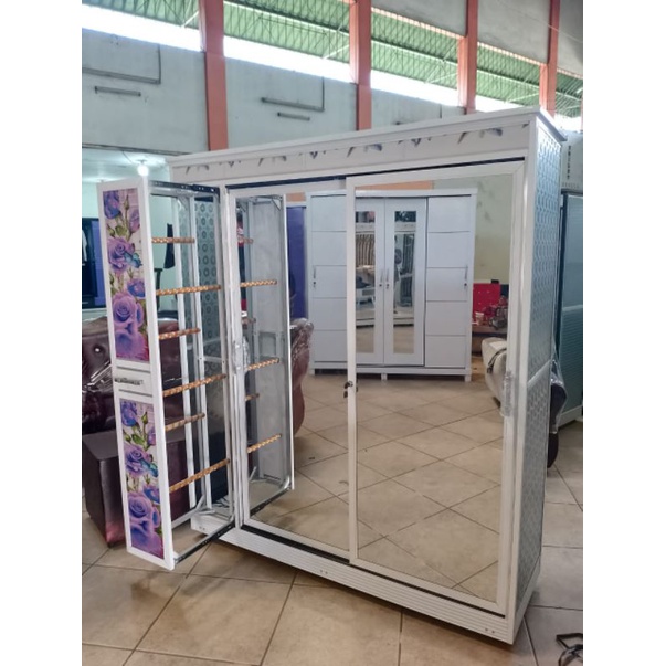 Jual Lemari sliding Alumunium kaca dgn rak hijab | Shopee Indonesia