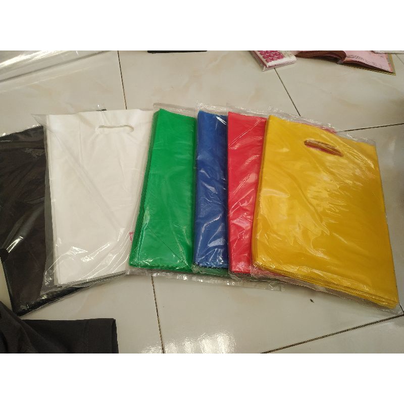 Jual Plastik HD Plong 30x40 cm packing olshop 20x30cm , 25x35cm ...