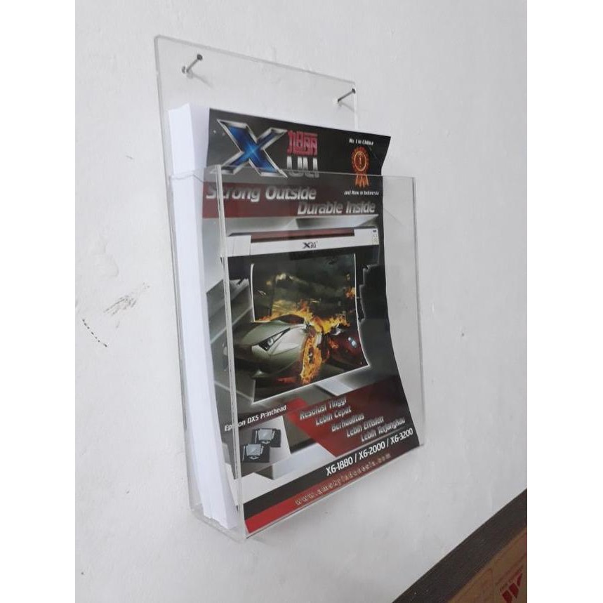 Jual Acrylic Display Brosur A4 ,Tempat Brosur Akrilik Gantung. | Shopee ...