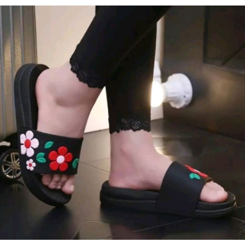 Jual Sendal Sandal Karet Cewe Motif BUNGA/Sandal Selop Wanita | Shopee ...