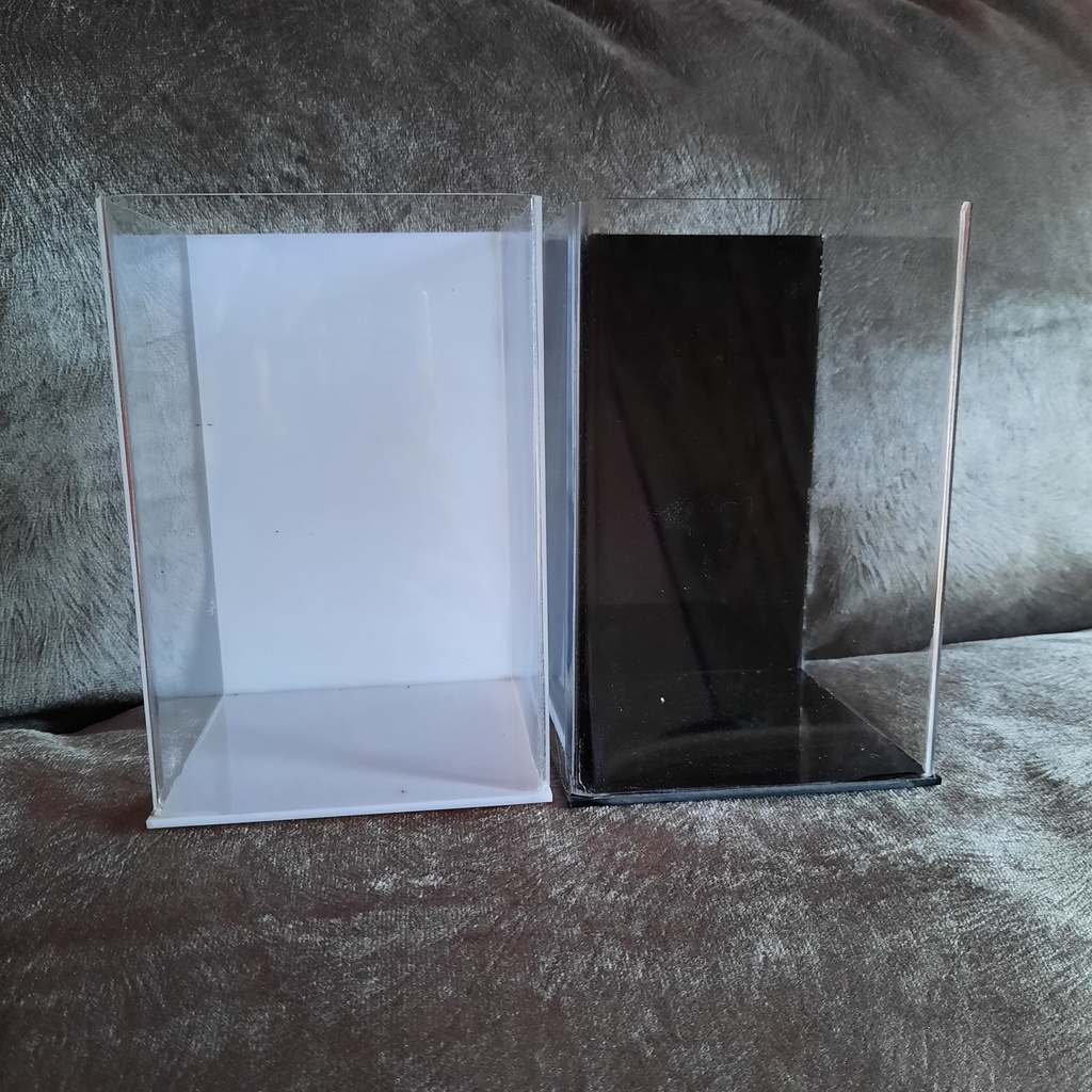 Jual Soliter Akrilik ukuran 10x10x15 background hitam dan putih | Shopee Indonesia