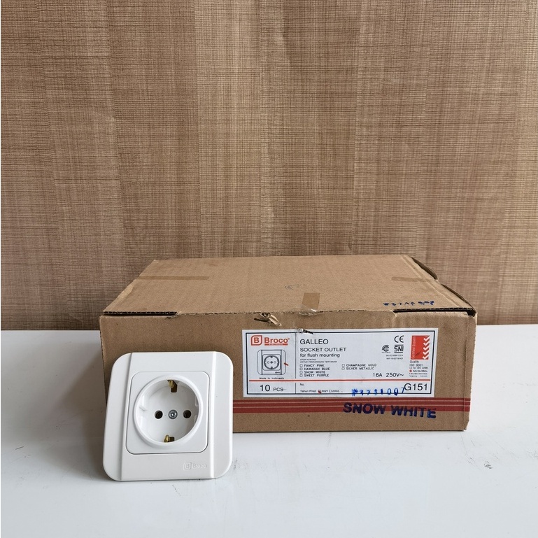 Jual Broco Galleo Stop Kontak Socket Outlet Snow White (G151) | Shopee Indonesia