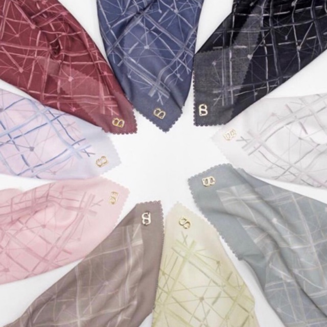 Jual Ready Stock Buttonscarves Louvre Series | Shopee Indonesia
