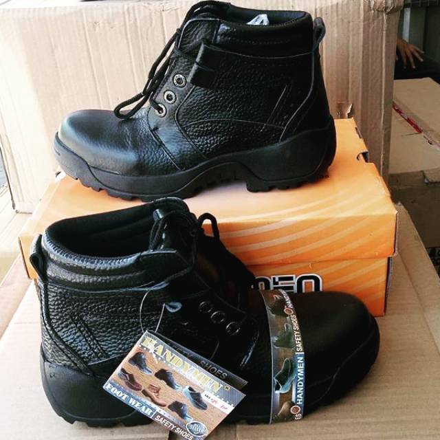 Jual Sepatu Safety Boots Handymen sepatu kulit original warna hitam ...