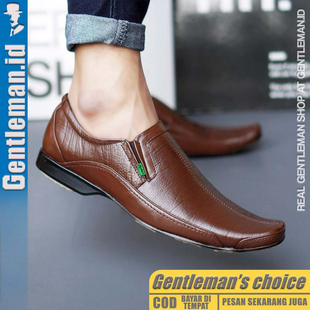 Jual GENTLEMAN Rialto Sepatu Formal Pantofel Pria Kerja Kantor Cokelat ...
