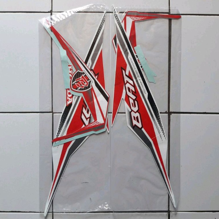 Jual Stiker striping body motor beat cbs 2019 putih merah | Shopee ...
