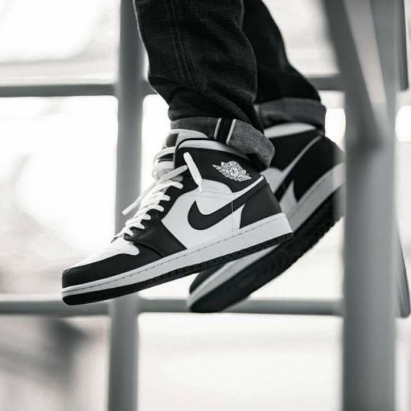 Jual Sepatu Nike Air Jordan 1 Mid Oreo Black White Hitam Putih Premium ...