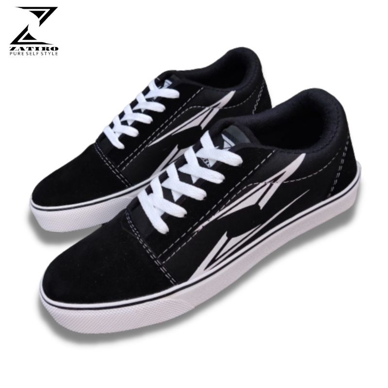 Jual SEPATU SNEAKER CLASSIC SUEDE KANVAS HITAM LOGST WHITE PO LOCAL ...