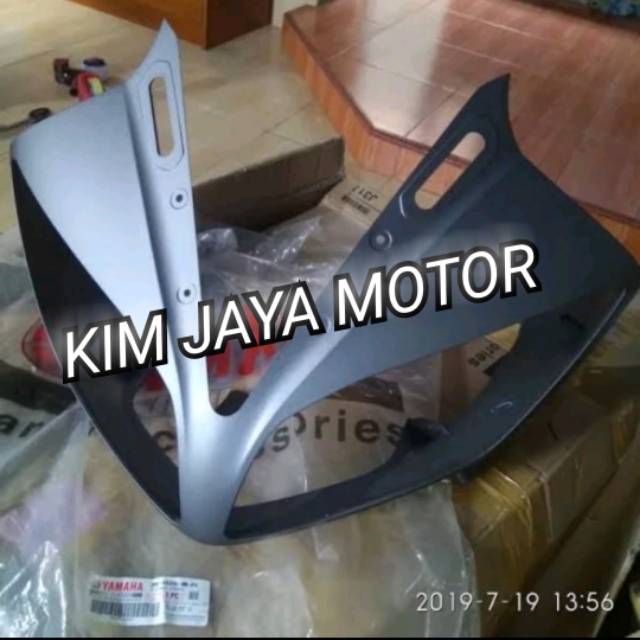 Jual Body front upper 1 Tameng depan yamaha R15 V2 grey original YGP ...