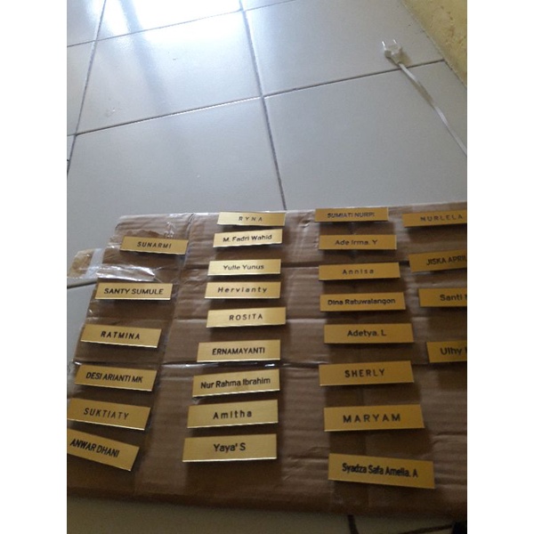 Jual NAMA GRAFIR EMAS/GOLD | Shopee Indonesia