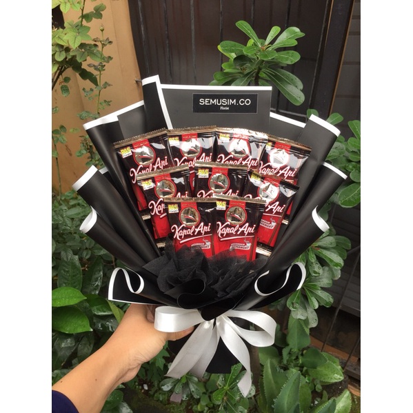 Jual Buket Wisuda |Snack Bouquet | Snack Buket | Buket Jajanan | Bucket ...