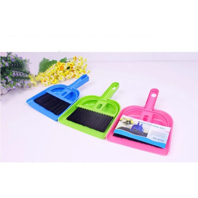 Jual SAPU PENGKI MINI SATU SET / MINI DUSTPAN SET / SAPU PENGKI SET ...
