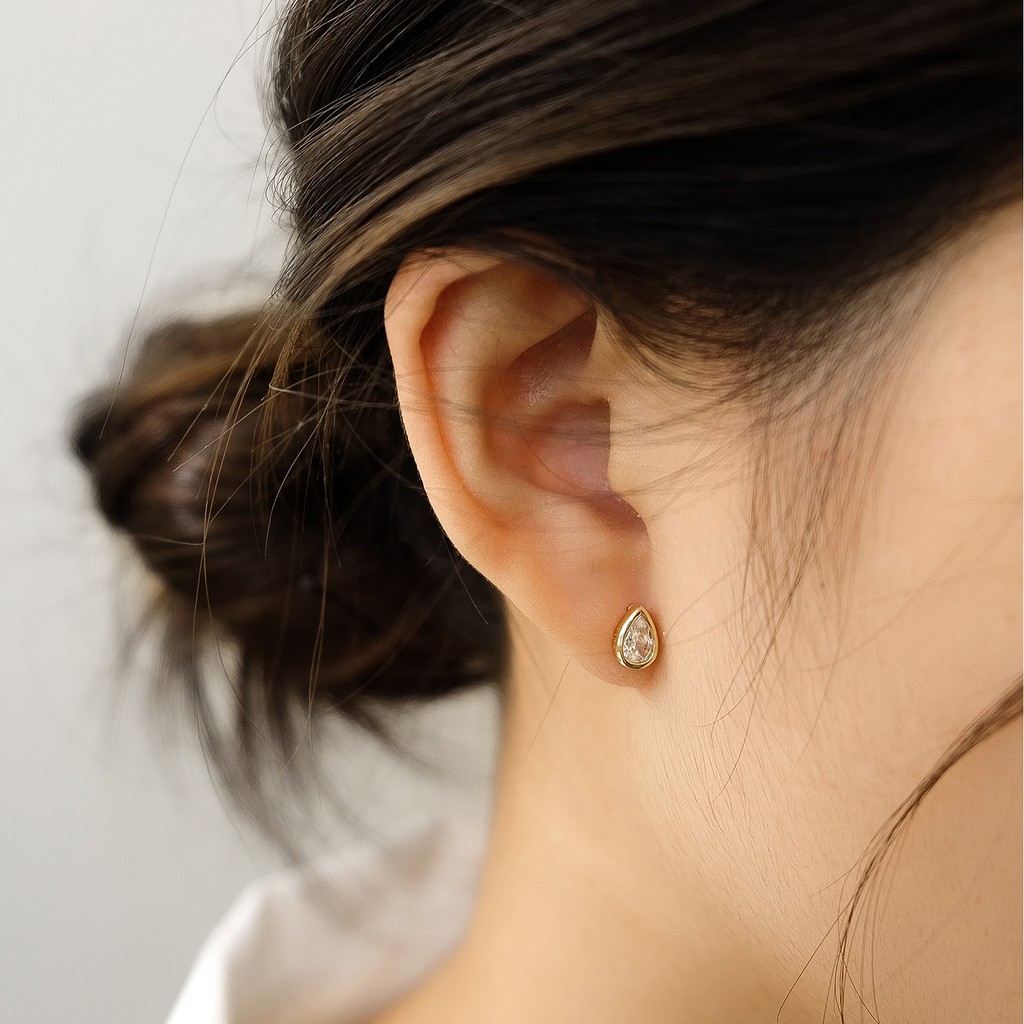 Jual Zedrin Teardrop Dainty Zirconia Earrings — 18K Gold Plated ...