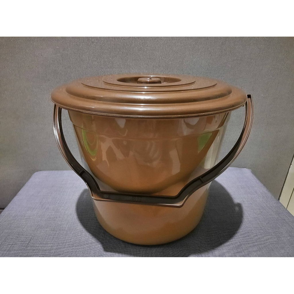 Jual Timba Air Tutup / Timba Plastik / Timba / Ember tutup / Timba 4 gl ...