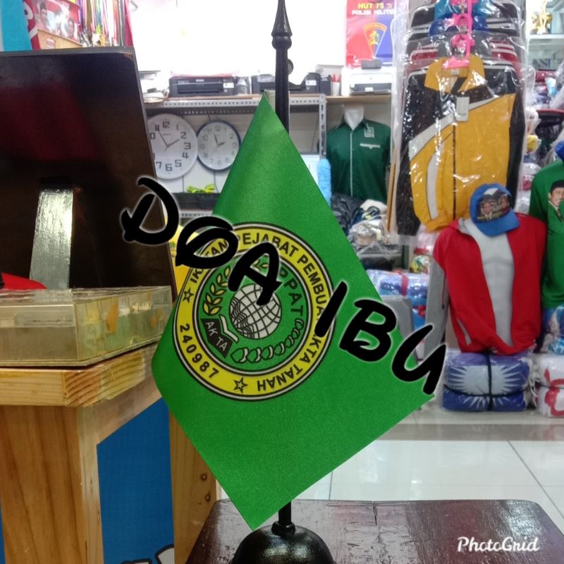 Jual best seller Bendera Meja Bendera Logo IPPAT+Tiang Kayu Meja ...