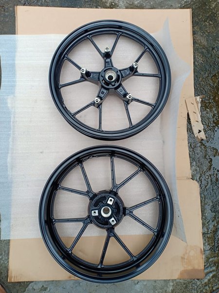 Jual Velg Suzuki GSX 150 ORIGINAL VELG PELK GSX 150 R - GSX 150 S Asli ...