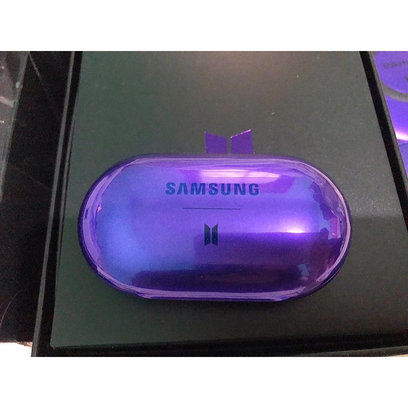 Jual Samsung Galaxy Buds+ BTS Edition + Wireless Charger (include ...