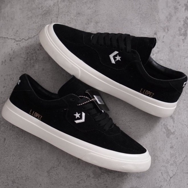 Jual SEPATU CONVERSE L.LOPEZ BLACK WHITE PREMIUM BNIB 100% SEPATU PRIA ...