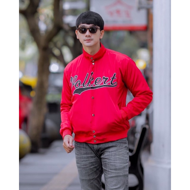 Jual Jaket varsity volkert original | Shopee Indonesia