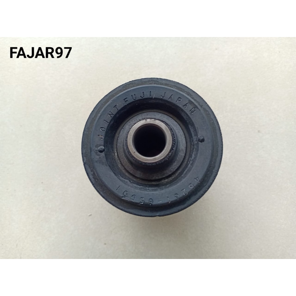 Jual Bushing lower arm roda depan bagian depan Suzuki New Escudo 1.6cc ...