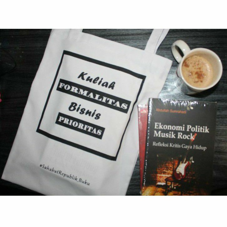 Jual Totebag Kuliah Formalitas, Bisnis Prioritas | Shopee Indonesia