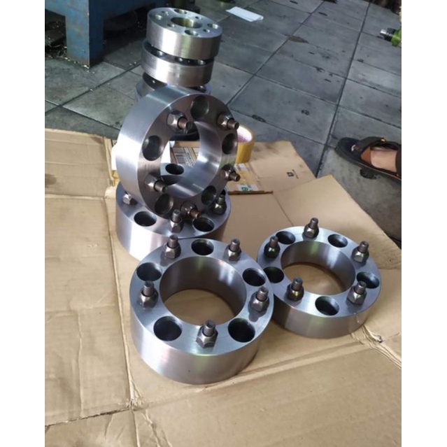 Jual adaptor velg pcd 5 x139,7 bahan besi 3cm 2 pcs untuk taft,jimni ...